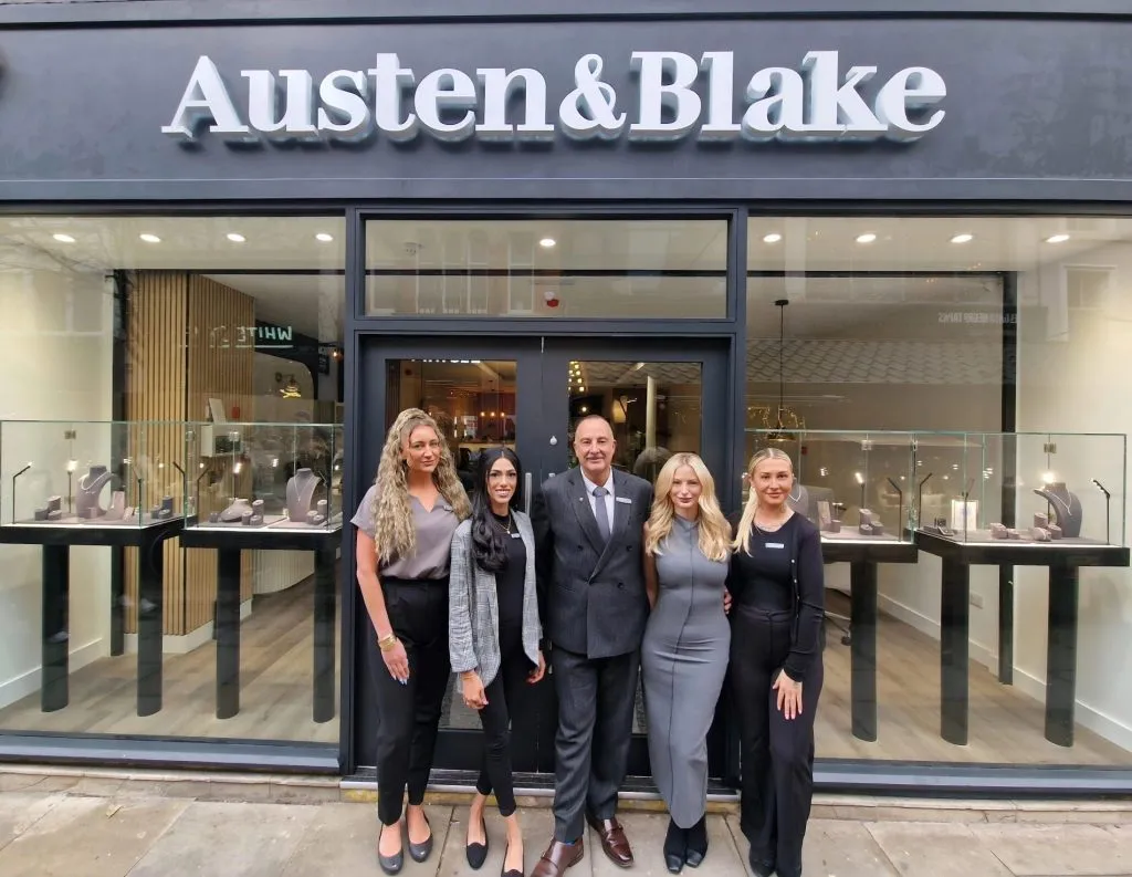 IN PICS: Austen & Blake launches new alternative engagement ring collection | Retail Jeweller