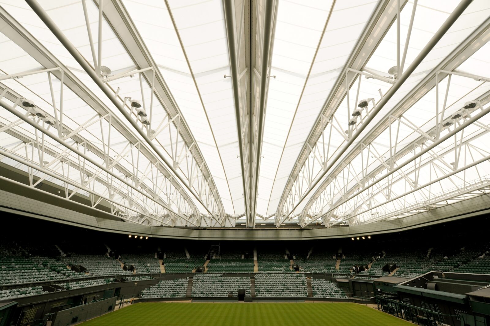 Wimbledon unveils new Centre Court roof