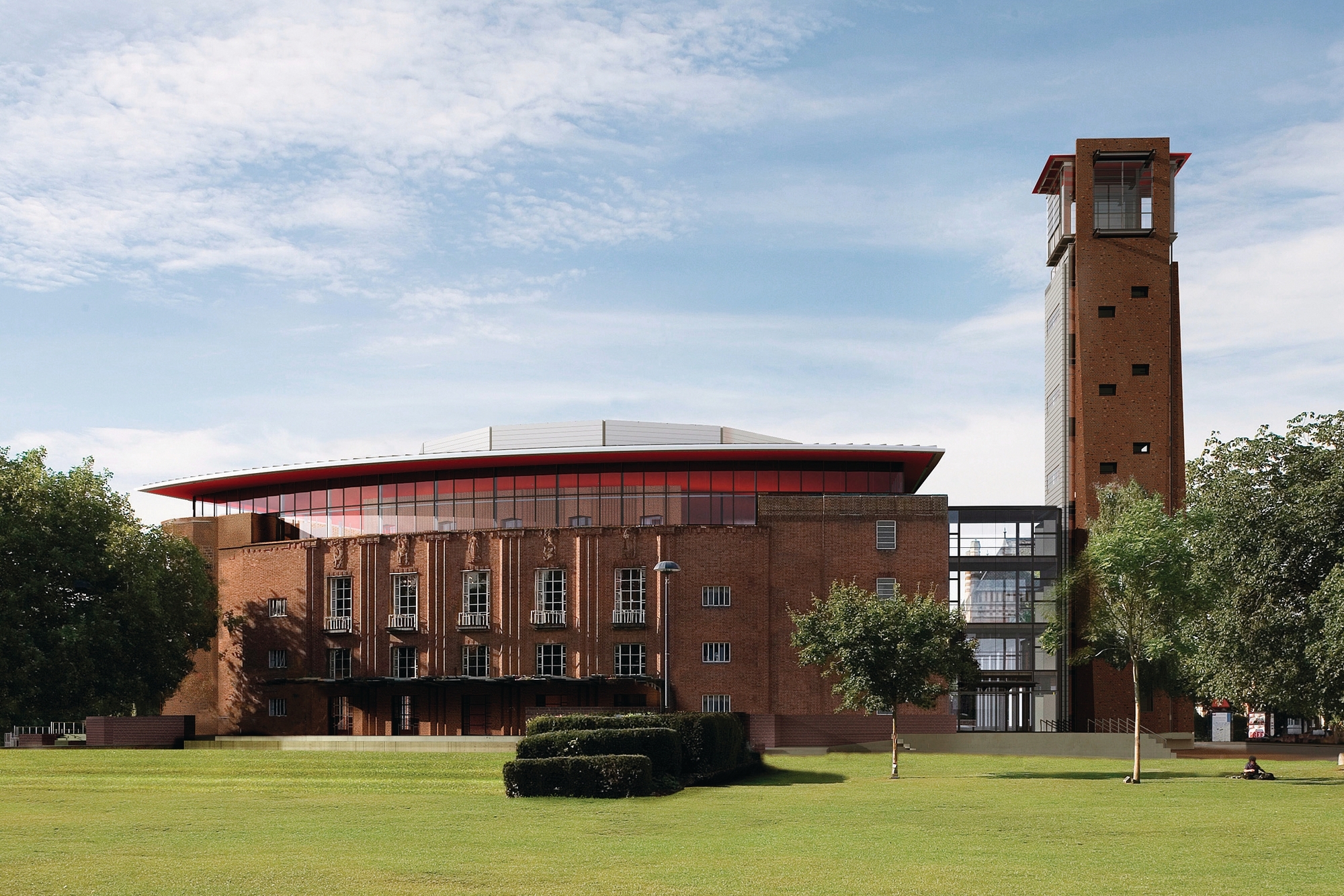 Royal Shakespeare Theatre, Stratford-upon-Avon by Bennetts Associates