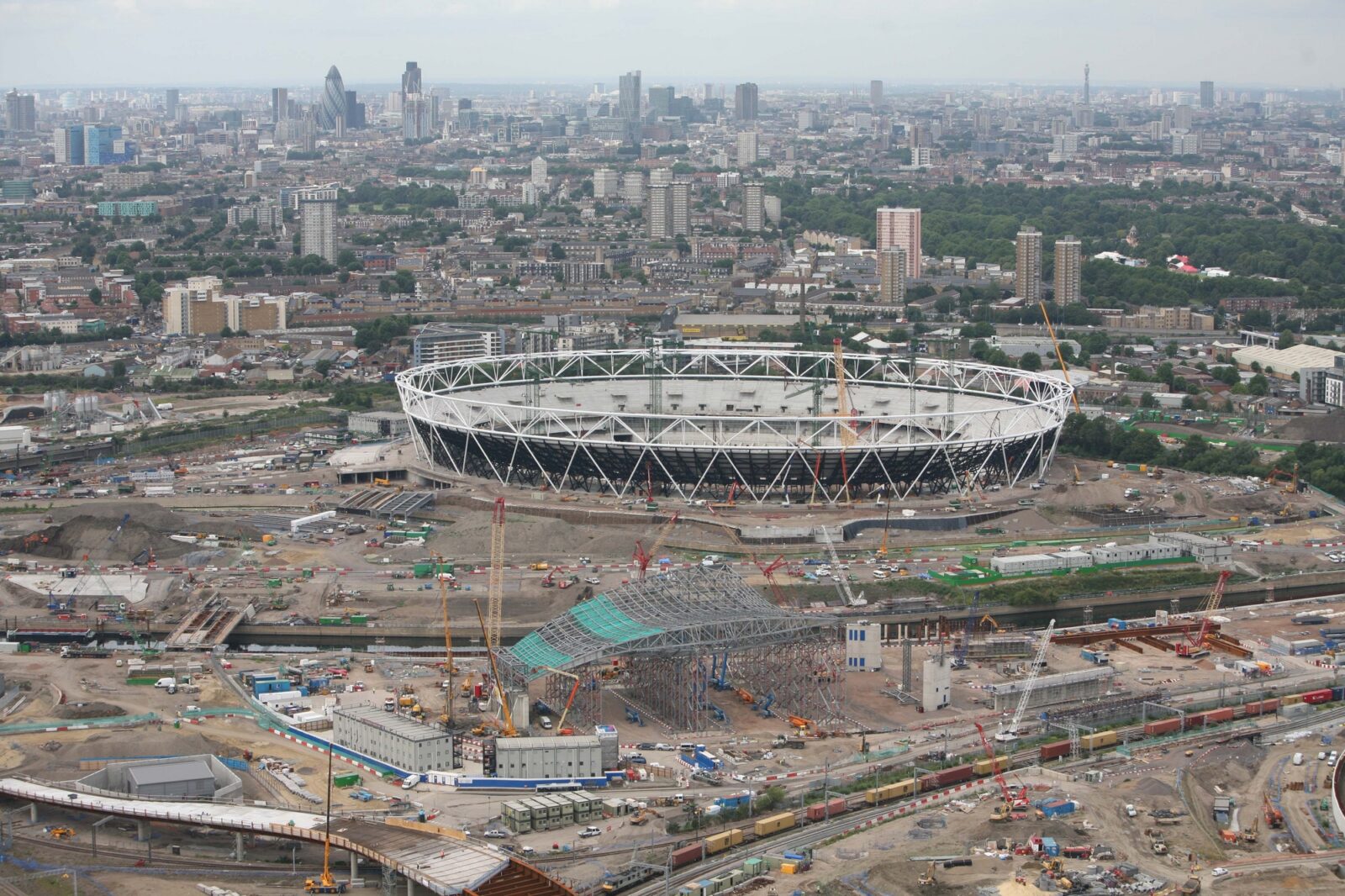 In pictures: London 2012 Olympic stadium structure completed