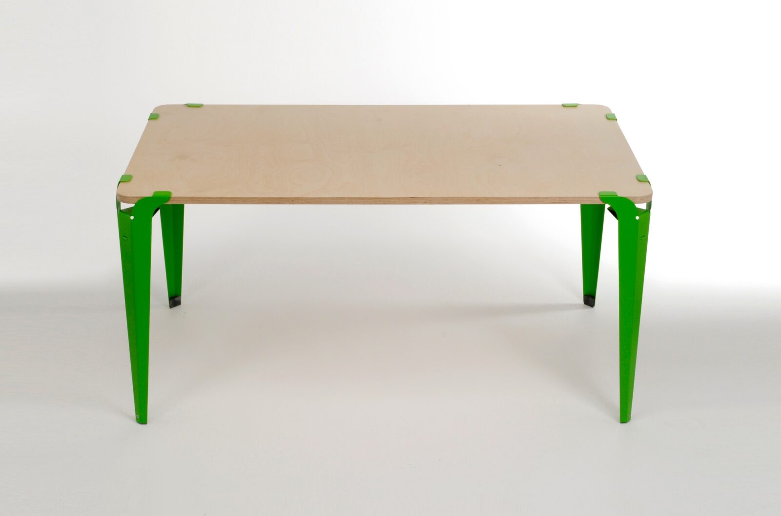 Recycled furniture: The Clamp Table by Ryan Sorrell