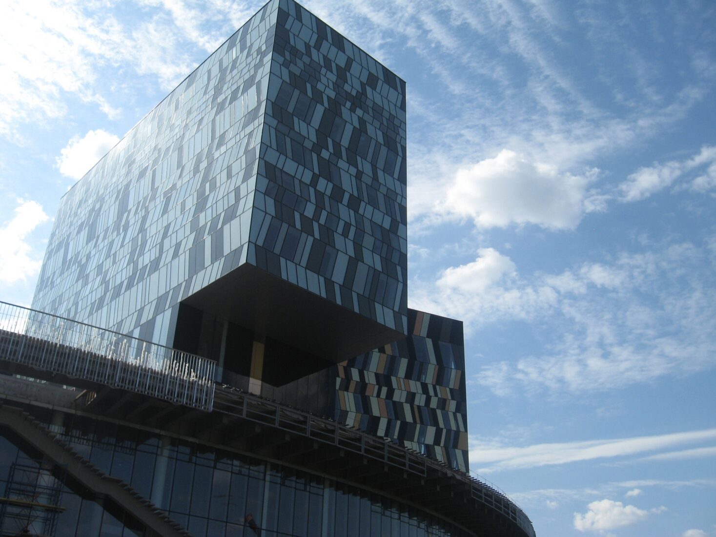 First peek at David Adjaye's new Moscow School of Management