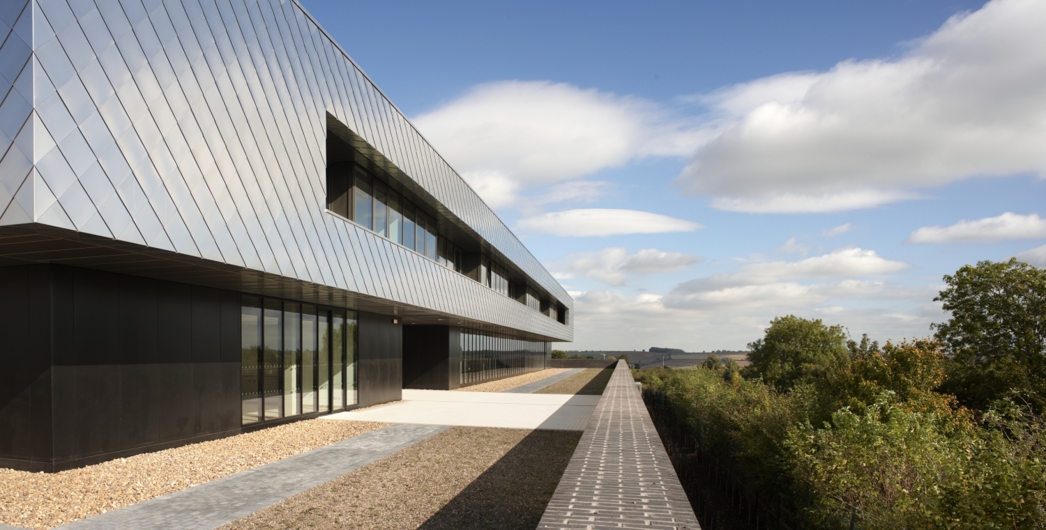 Foster + Partners completes first ever hospital