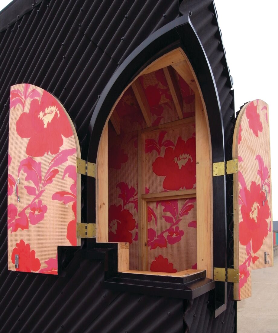 A Hut for Gazing & Canoodling, Lincolnshire by We Made That