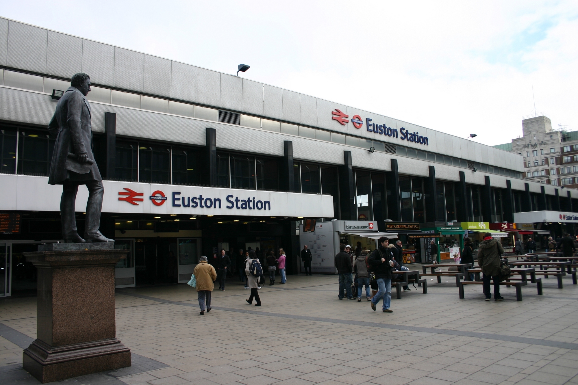 Farrell draws up plans to make Euston a ‘super-station’