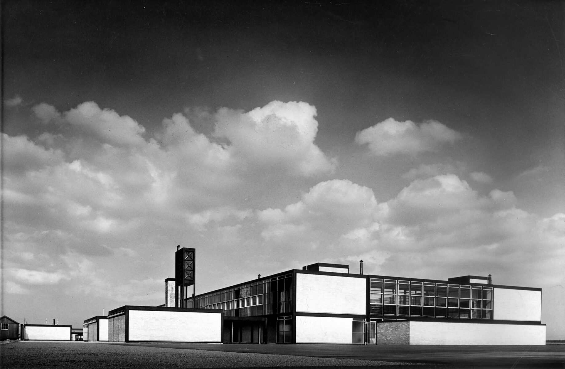 Jestico + Whiles to refurbish the Smithsons’ iconic Hunstanton School