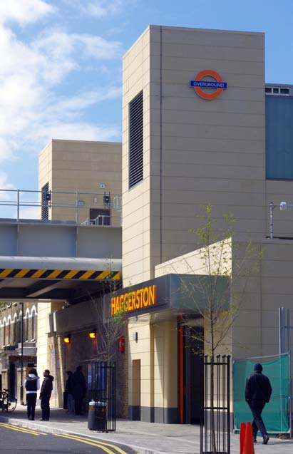 Acanthus LW completes Haggerston station