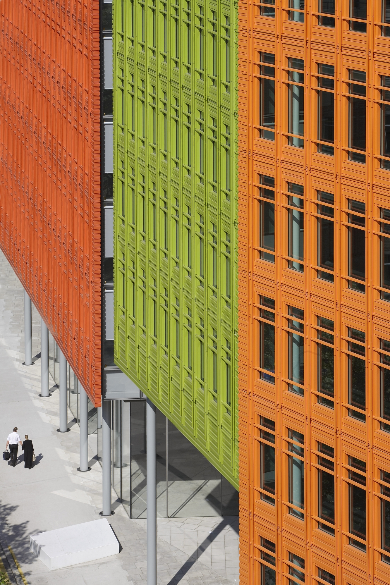Renzo Piano Terracotta 2000 – Aurora Place, Sydney, Australia