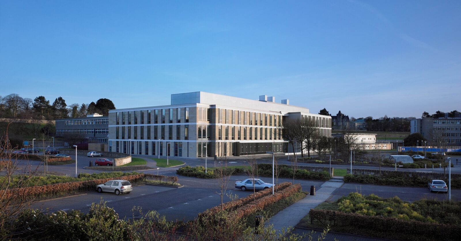 Medical Sciences Building, University of St Andrews, by Reiach and Hall ...