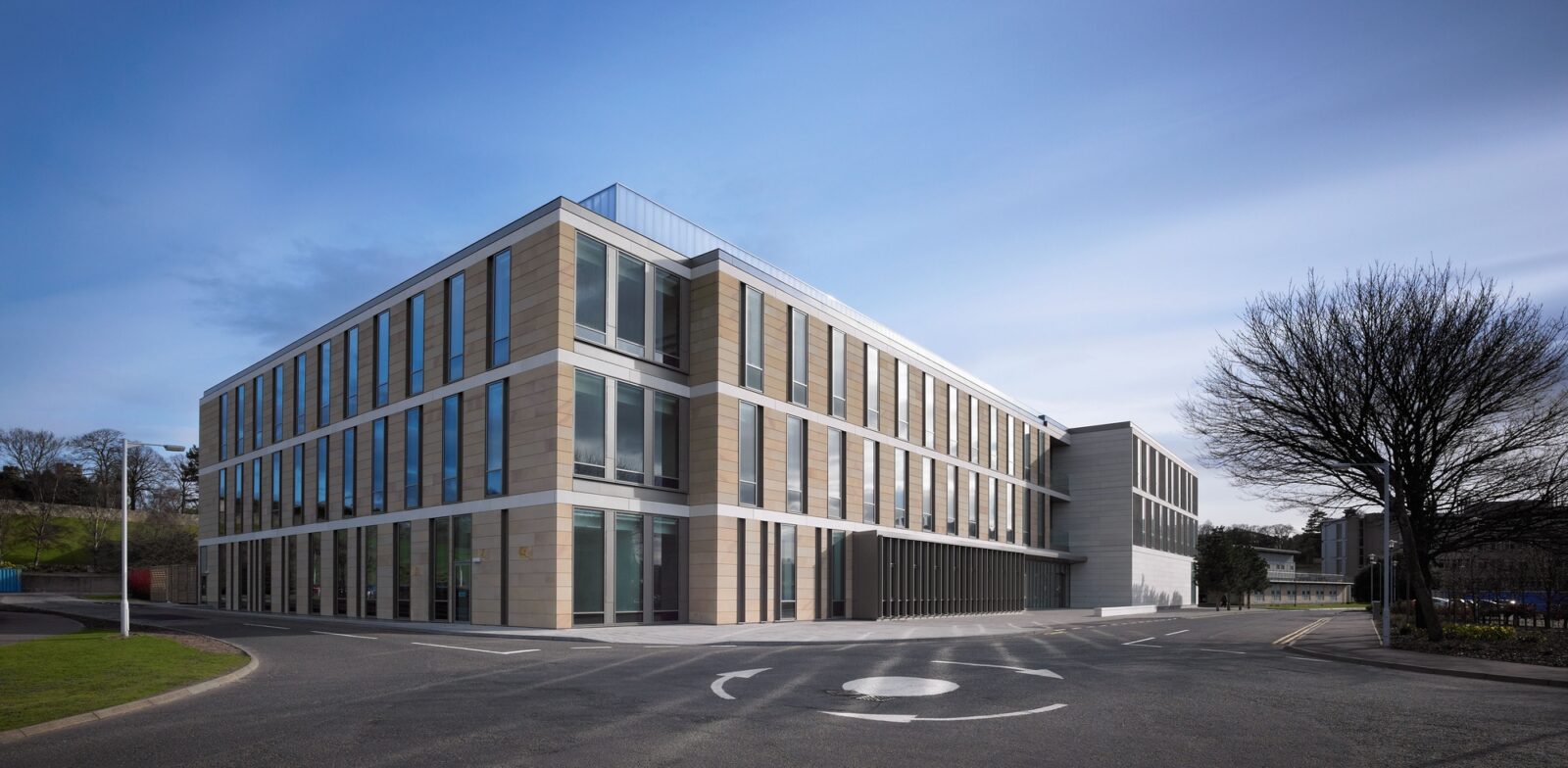 Medical Sciences Building, University of St Andrews, by Reiach and Hall ...