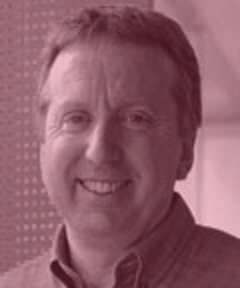 Bob Allies supports the dynamism of the trio