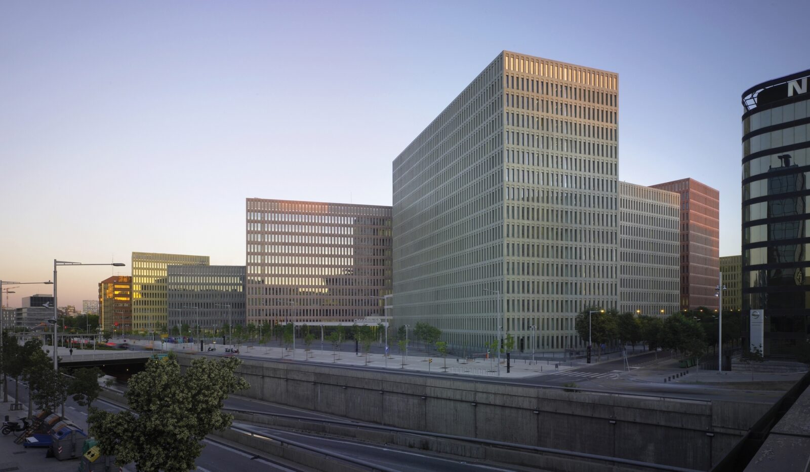 Chipperfield wins largest project in UK to date