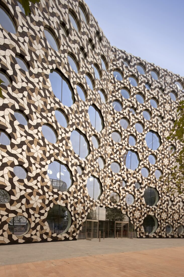 Ravensbourne College, Greenwich by Foreign Office Architects