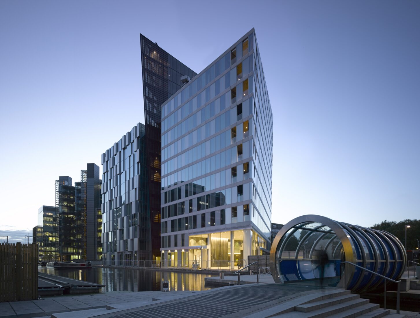 5 Merchant Square, London, by Mossessian & Partners