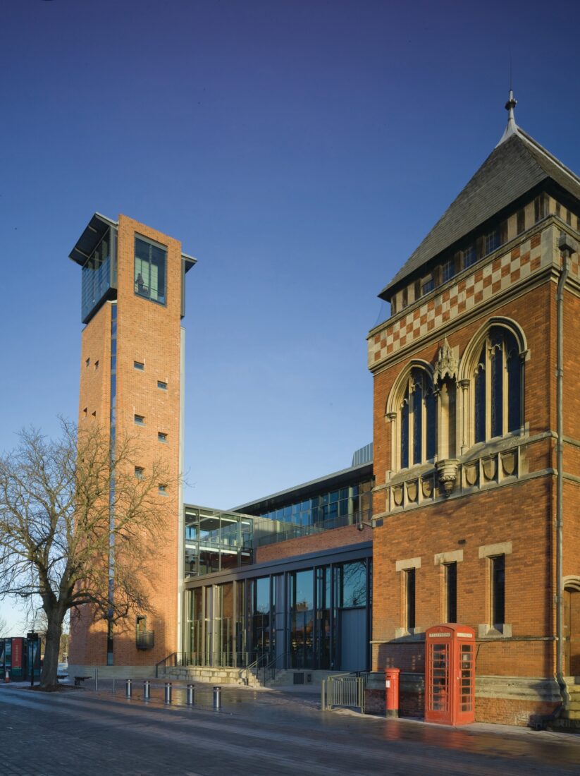 Royal Shakespeare Theatre renovation, Stratford-upon-Avon, by Bennetts ...