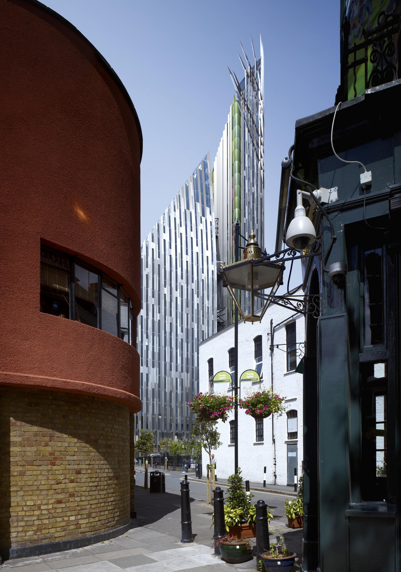 Controversial 'quill' skyscraper lands planning