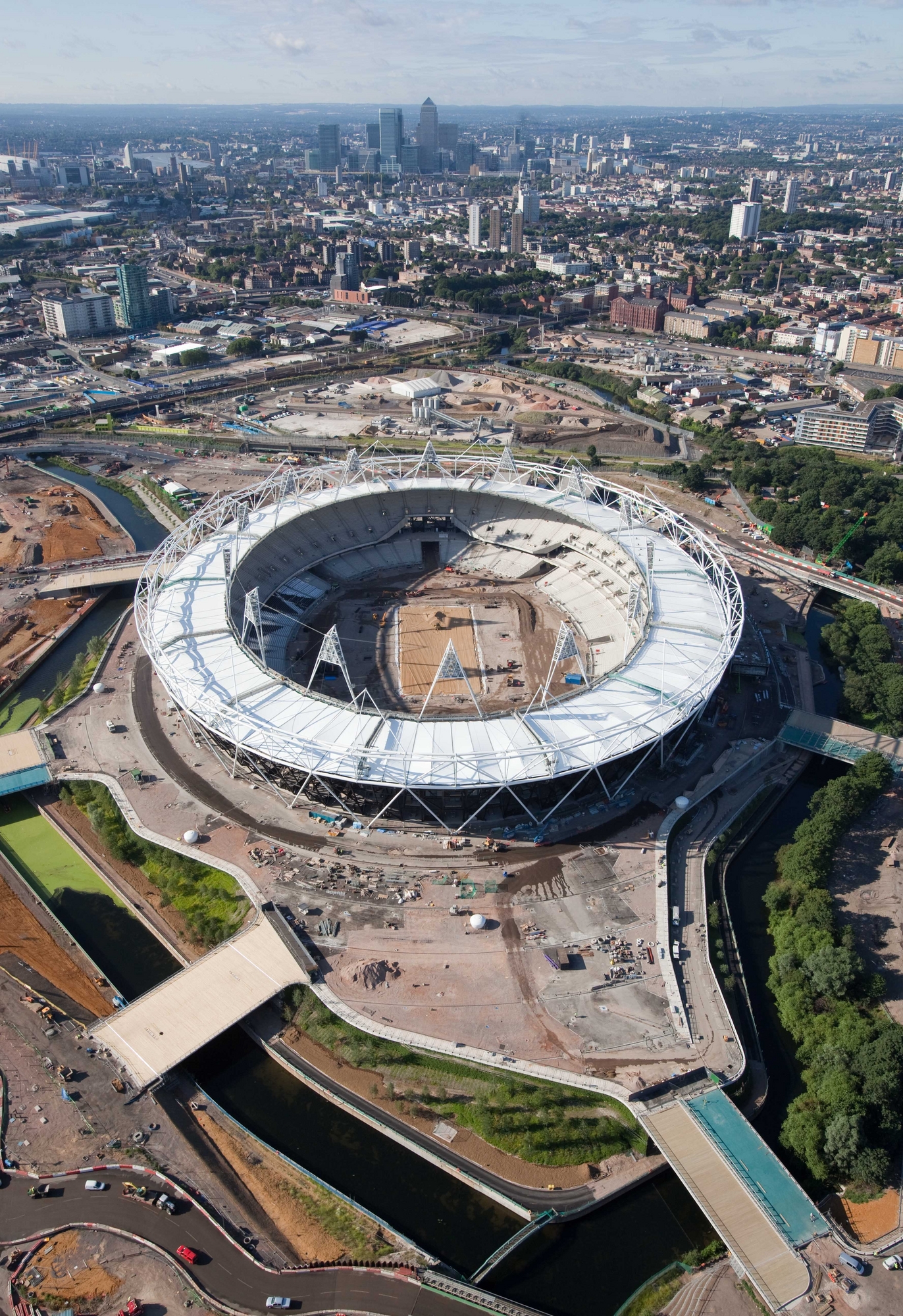 KSS-Spurs bid vows to demolish two-thirds of Olympic Stadium