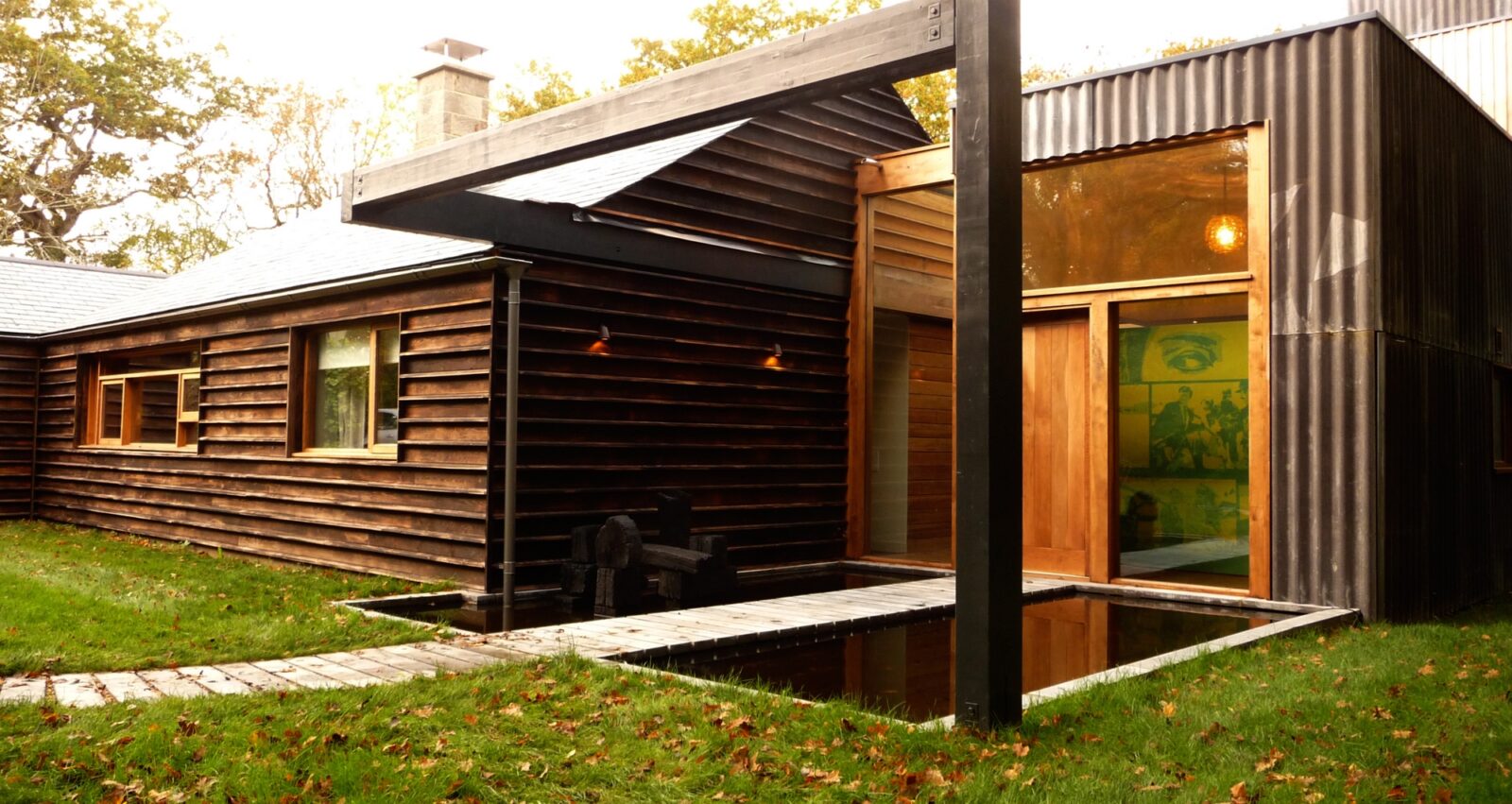House In The Trees, Isle Of White by Lincoln Miles Architecture