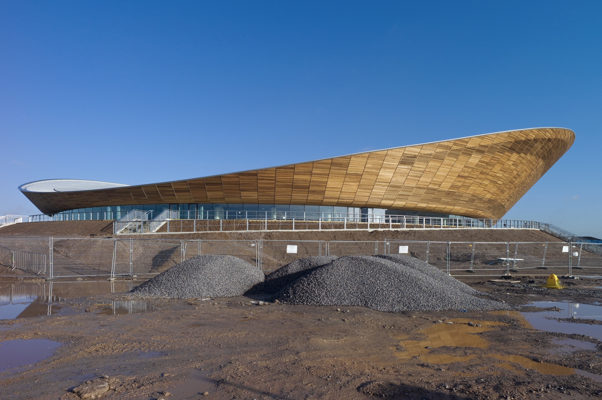 Velodrome for the London 2012 Olympic and Paralympic Games, by Hopkins ...