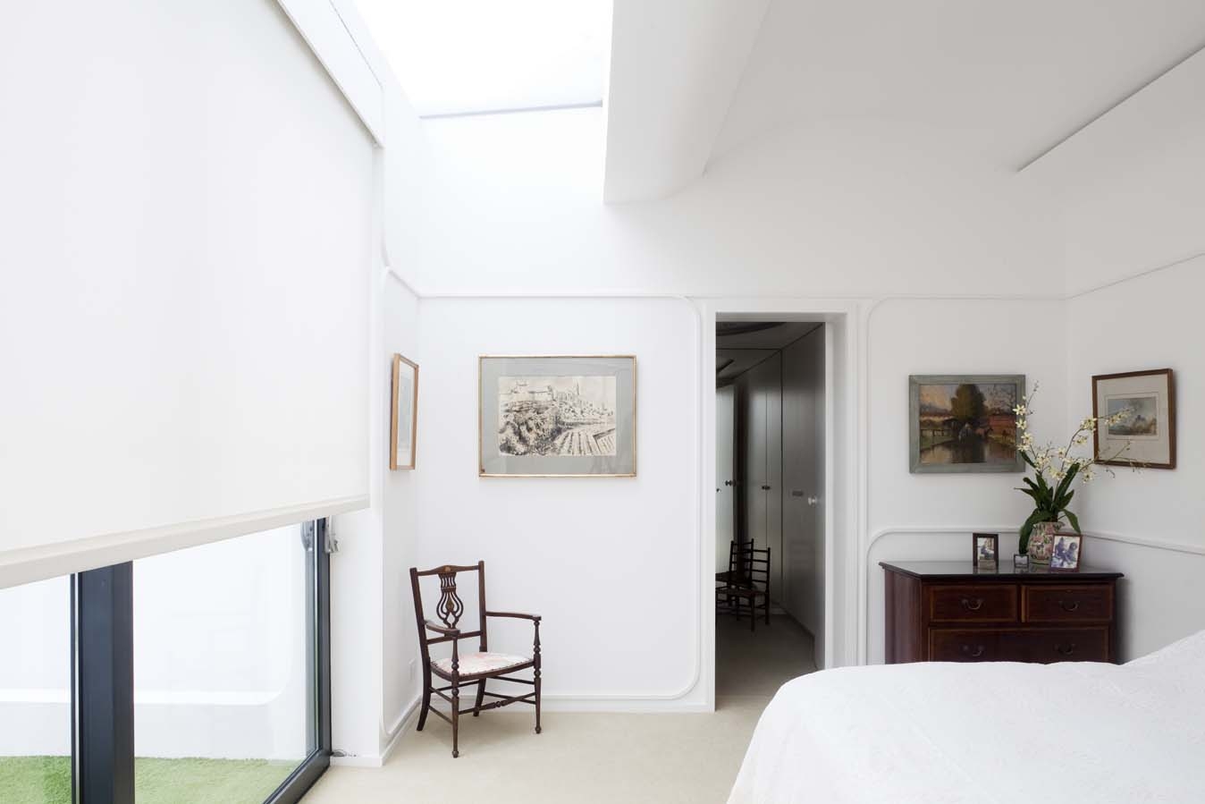 Refurbishment, London, by Atmos Studio