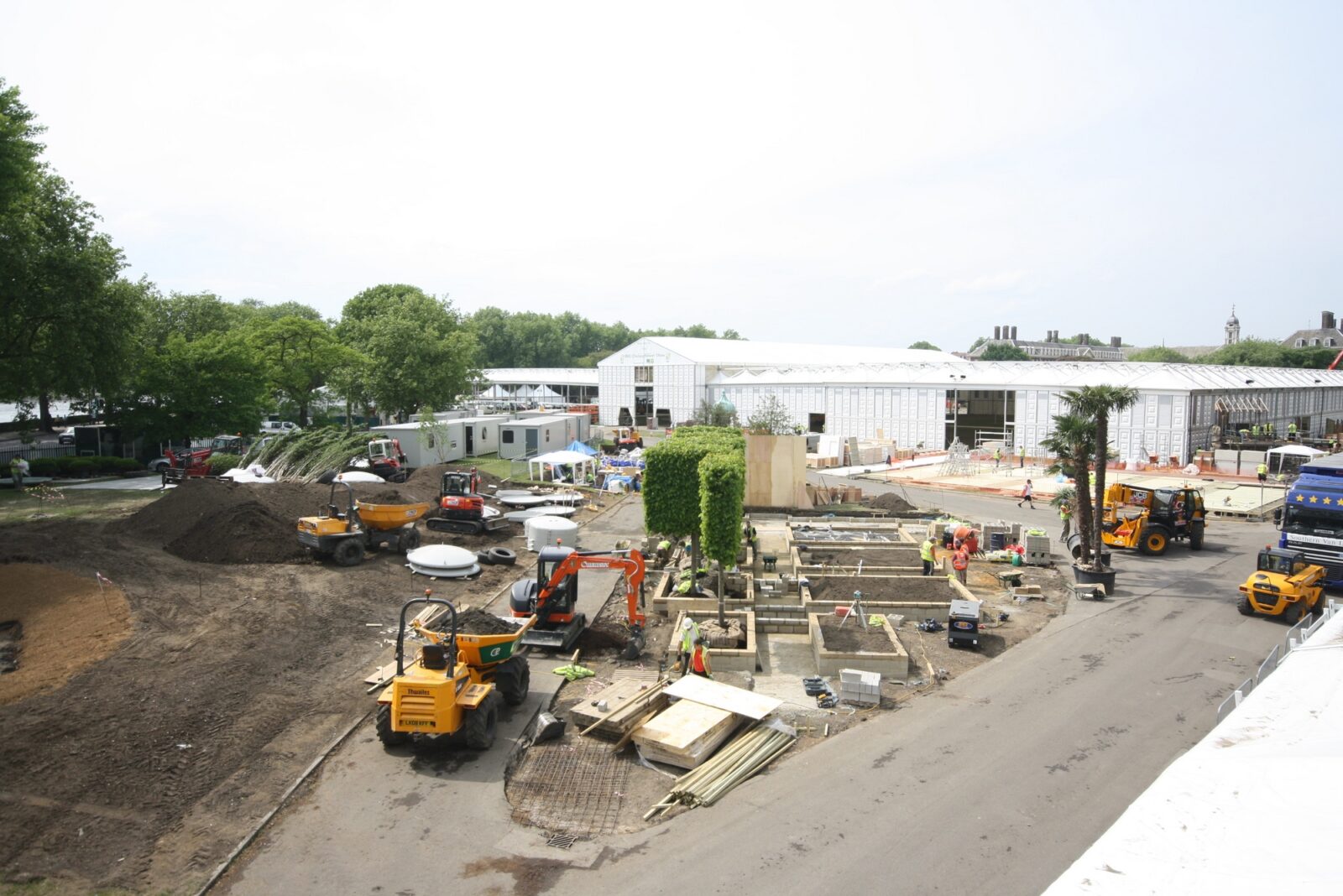 Chetwoods’ Vertical Allotment descends on flower show