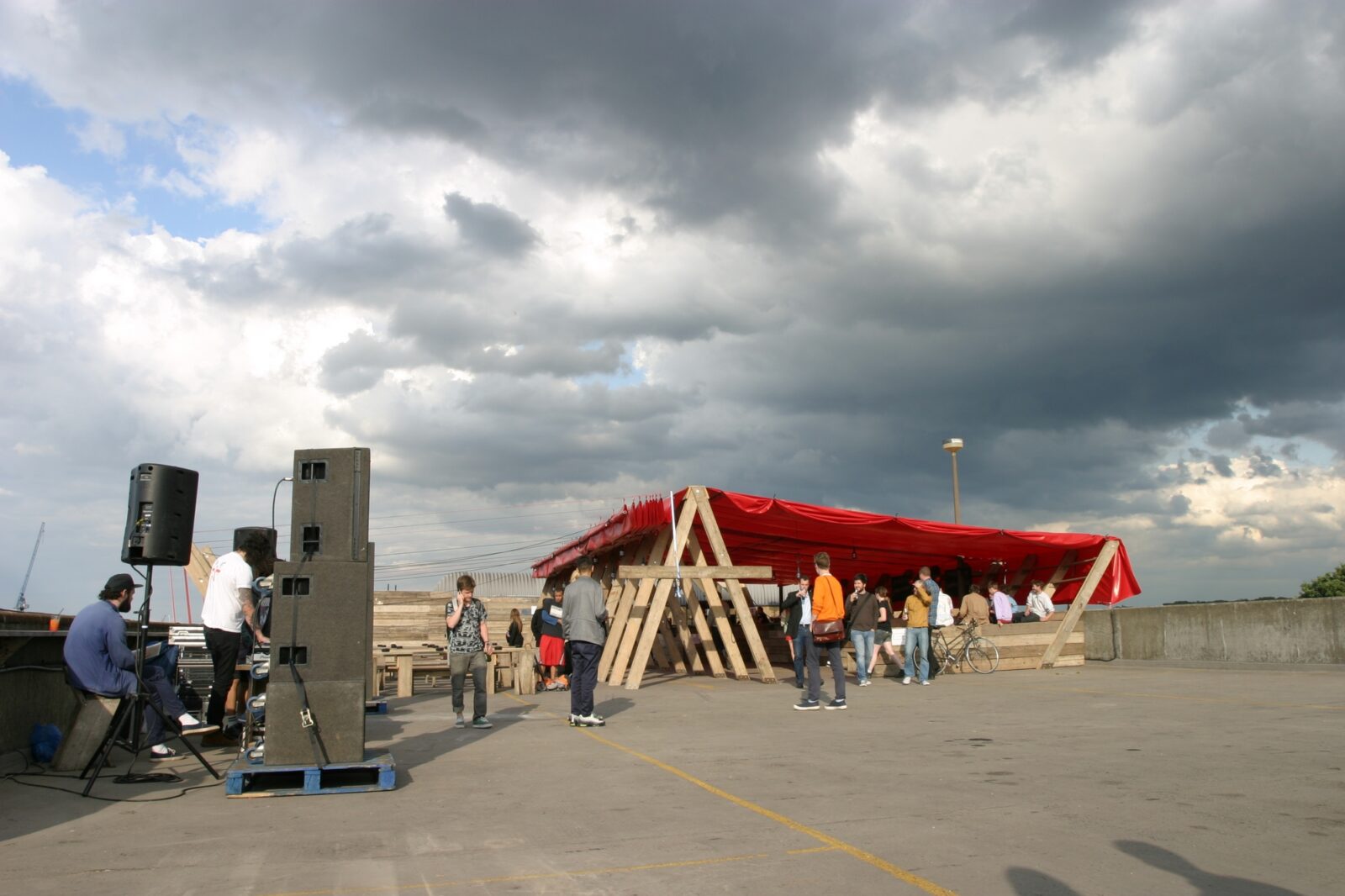 Practice Architecture unveils Peckham rooftop cafe and auditorium