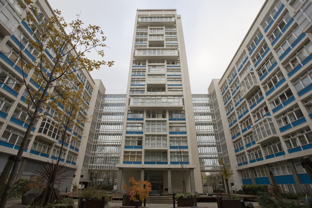 AJ Buildings Library: Alexander Fleming House (1960)