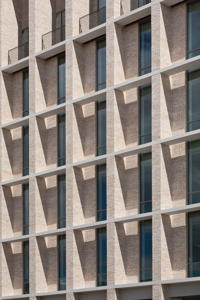 Dundee House, Dundee, by Reiach and Hall