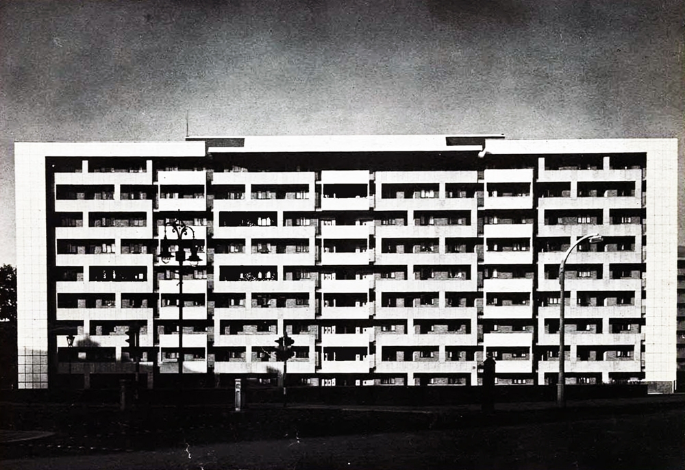 AJ Buildings Library: Hallfield Estate (1955)
