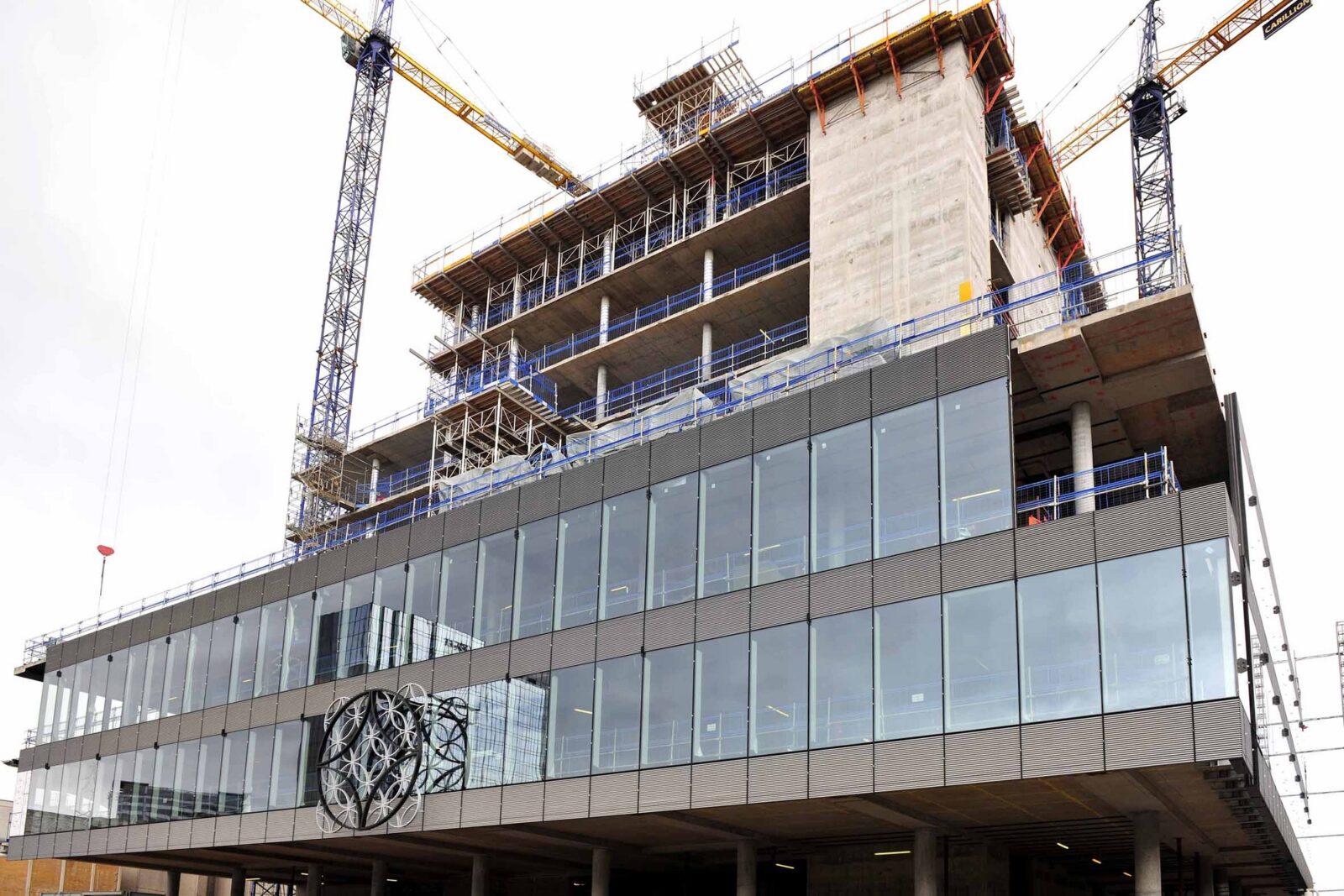 Controversial skin of Mecanoo’s Birmingham City Library goes on