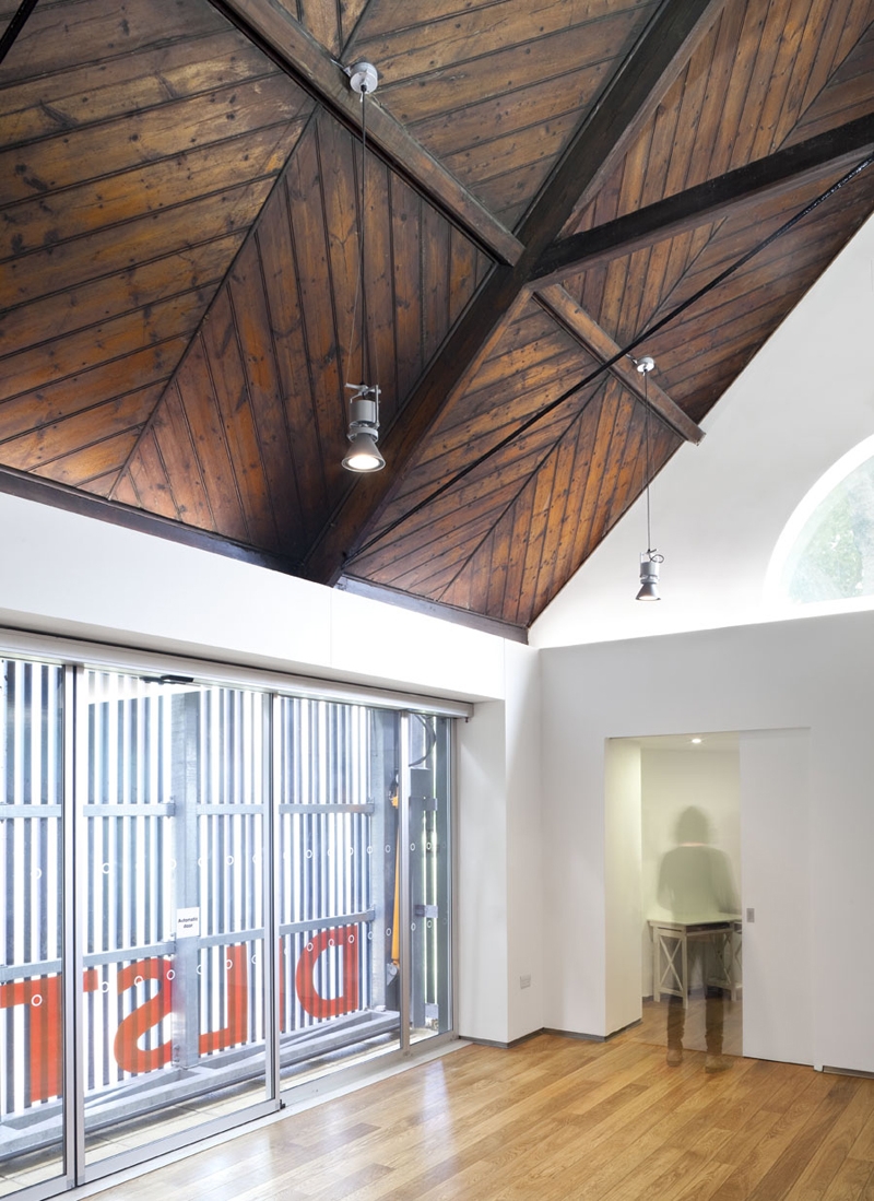 Dilston Grove Refurbishment, Bermondsey, London, by Walter Menteth ...