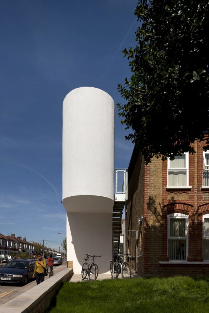 Jason Lee House, Redbridge, London, by Peter Barber Architects