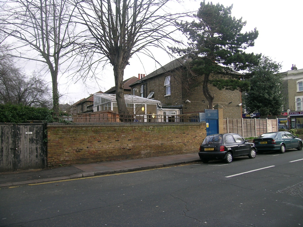 Jason Lee House, Redbridge, London, by Peter Barber Architects