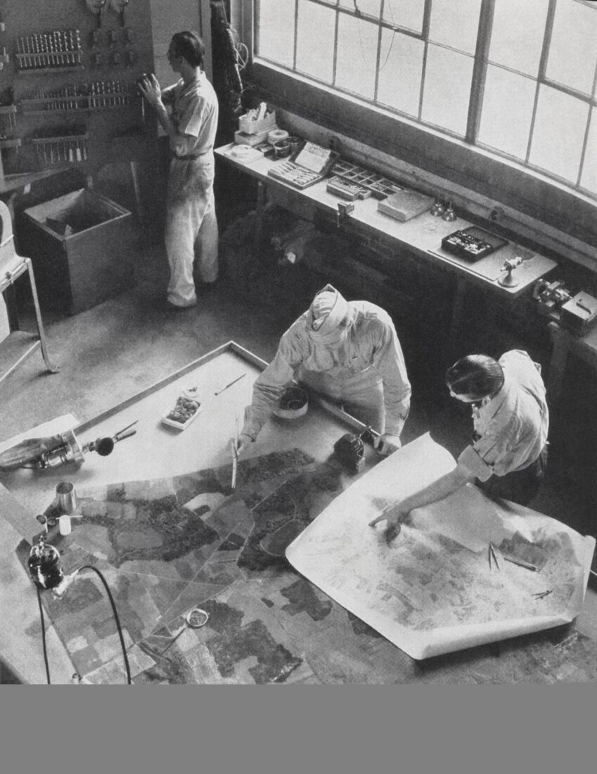 Building a defence: Architecture in Uniform