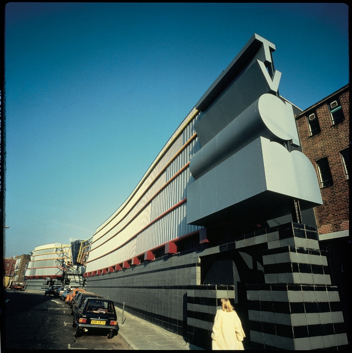 Controversial revamp of Farrell's TV-am hq slammed