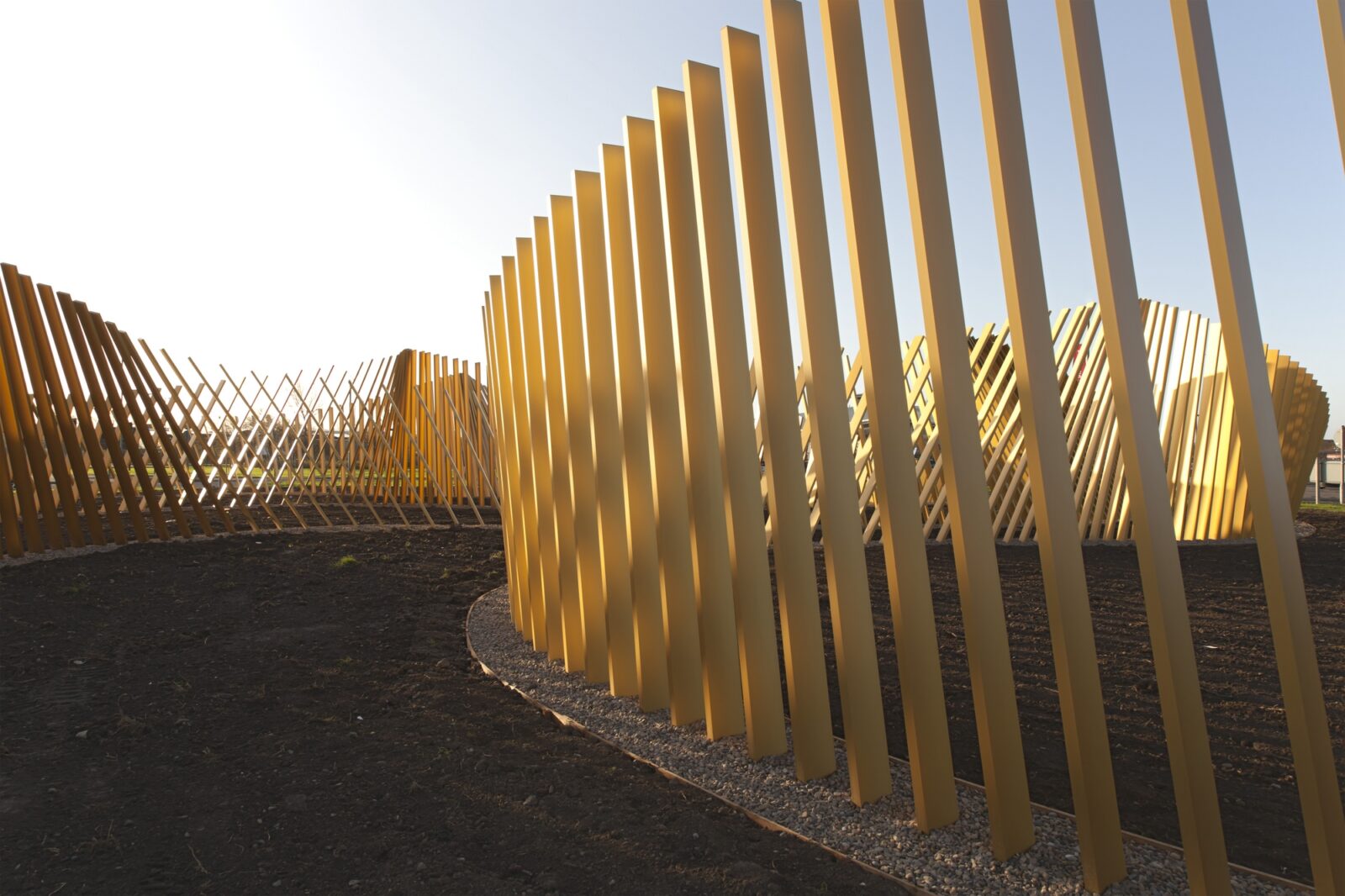 McChesney finishes roundabout sculpture