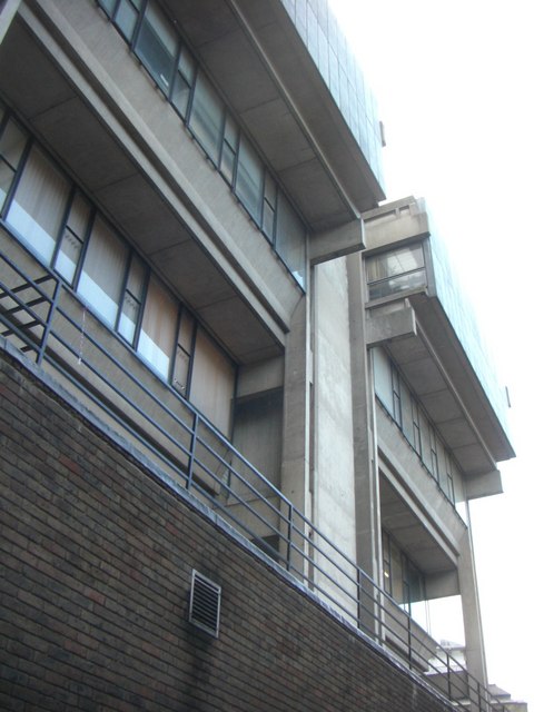 Cambridge University seeks architect for New Museums Site building