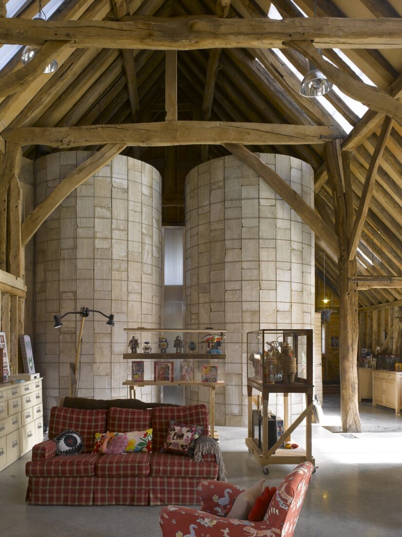 Feeringbury Barn by Hudson Architects, Essex