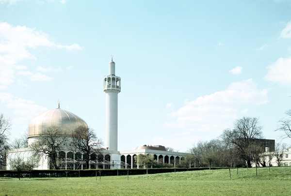 A history of mosques in Britain