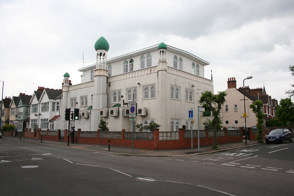 A history of mosques in Britain