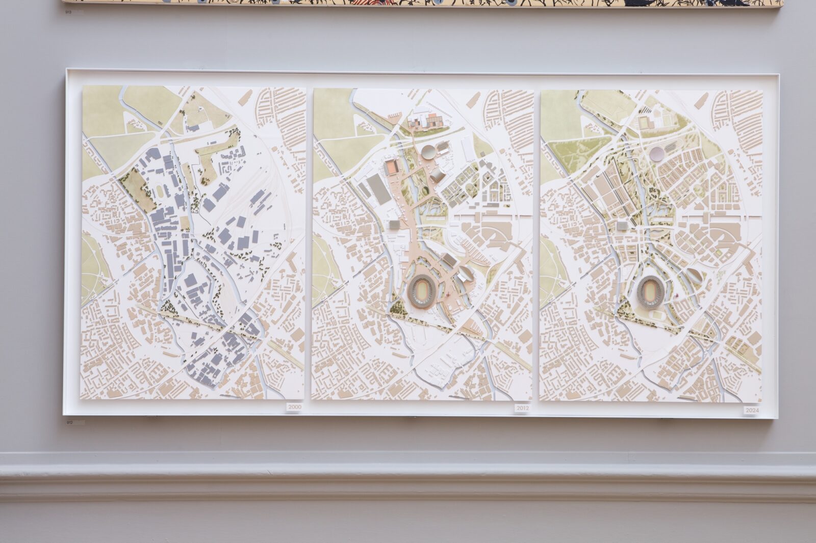 RA judges fall for ‘model in a book’