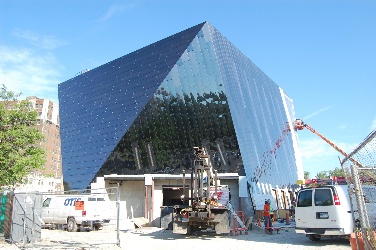 Farshid Moussavi's shiny new Cleveland gallery nears completion