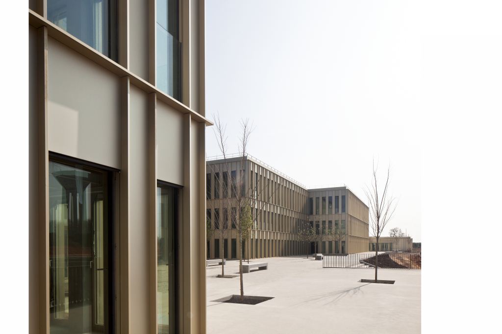 Open for business: Chipperfield's Paris management school