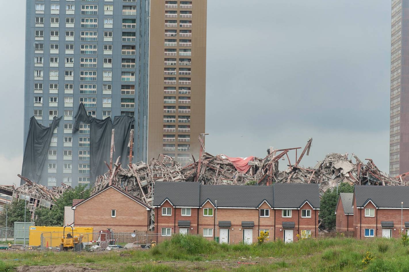 Demolition in pictures: Glasgow's Red Road bites the dust