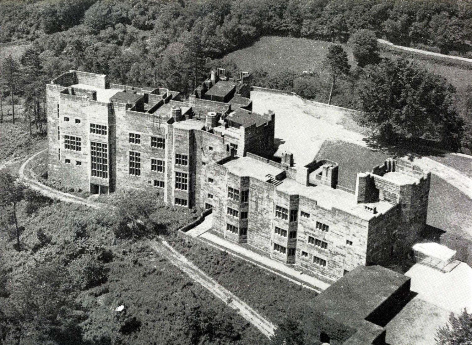 Castle Drogo: images, drawings and details