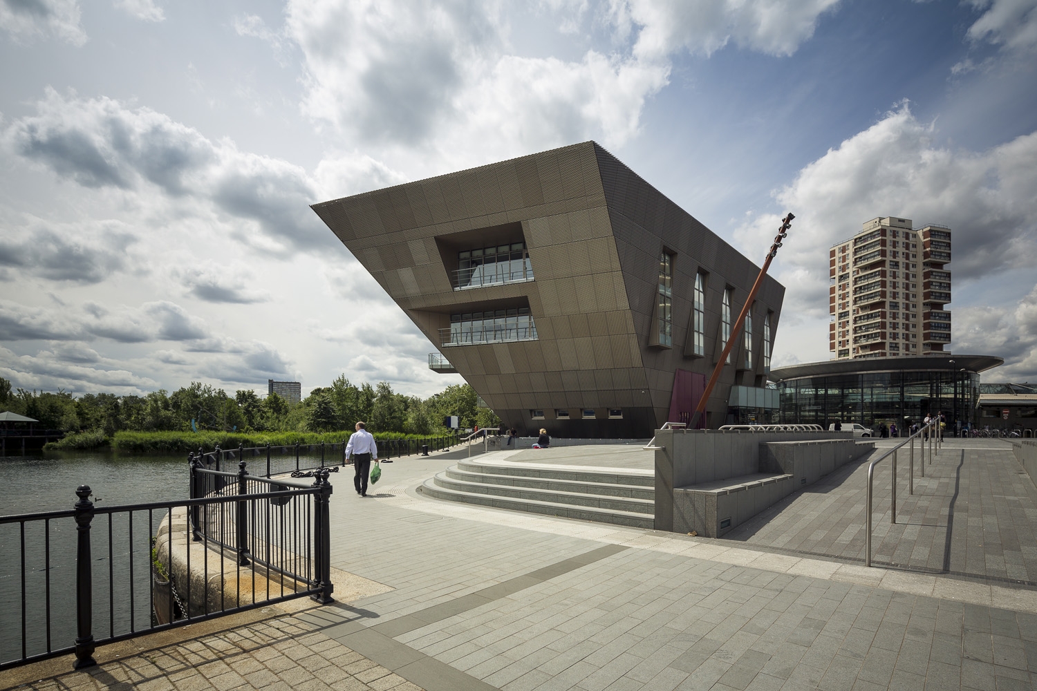 Video: How we created Canada Water Library