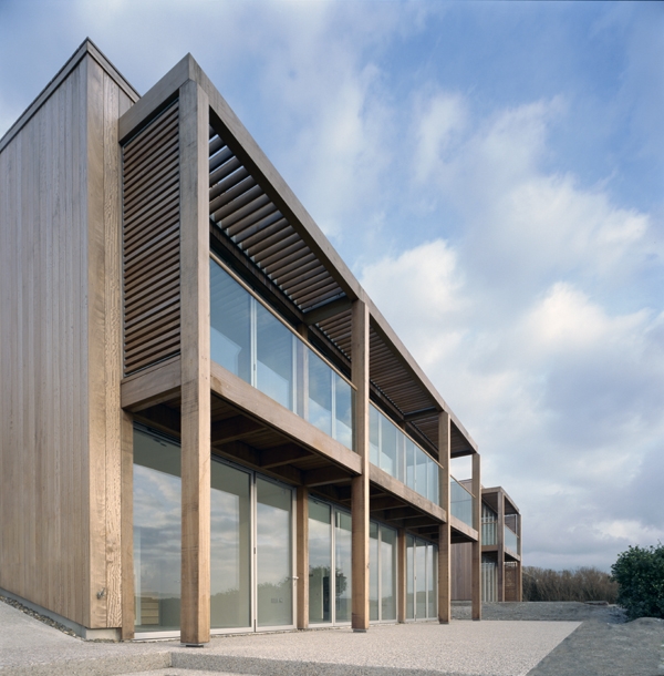 Two passive solar gain houses by Simon Conder Associates