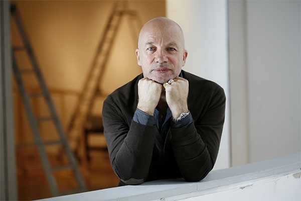 Nigel Coates wins RIBA education award