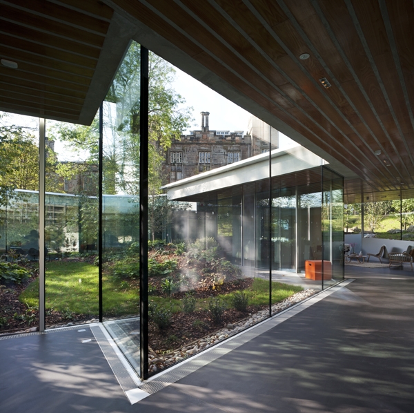 OMA's Glasgow Maggie's Centre wins Doolan Award 2012