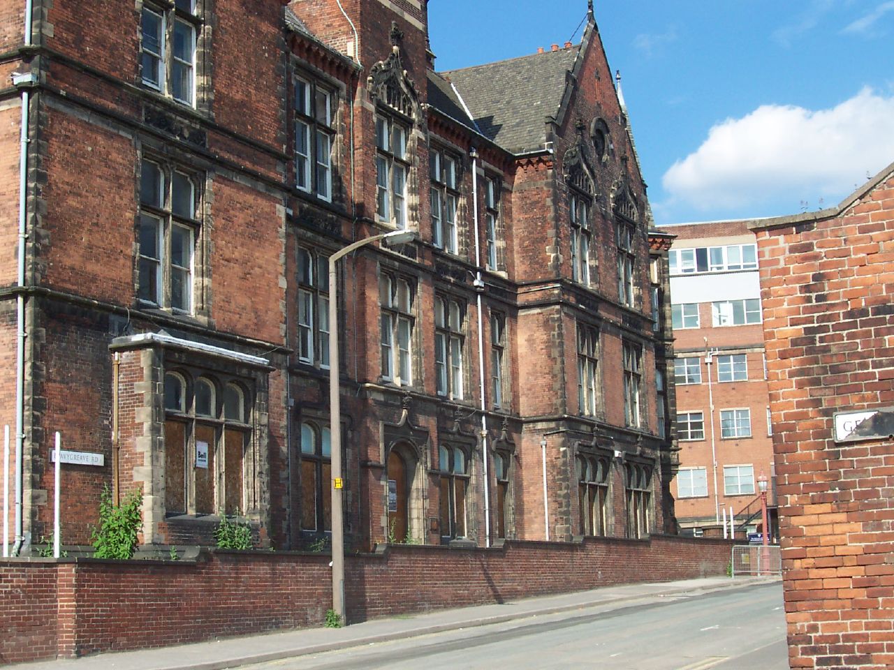 Demolition begins on Sheffield’s Jessops Hospital